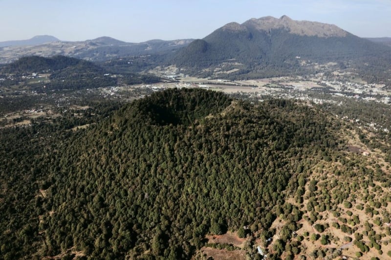 Excursionistas caen al volcán Xitle: una mujer fallece y hay cinco ...