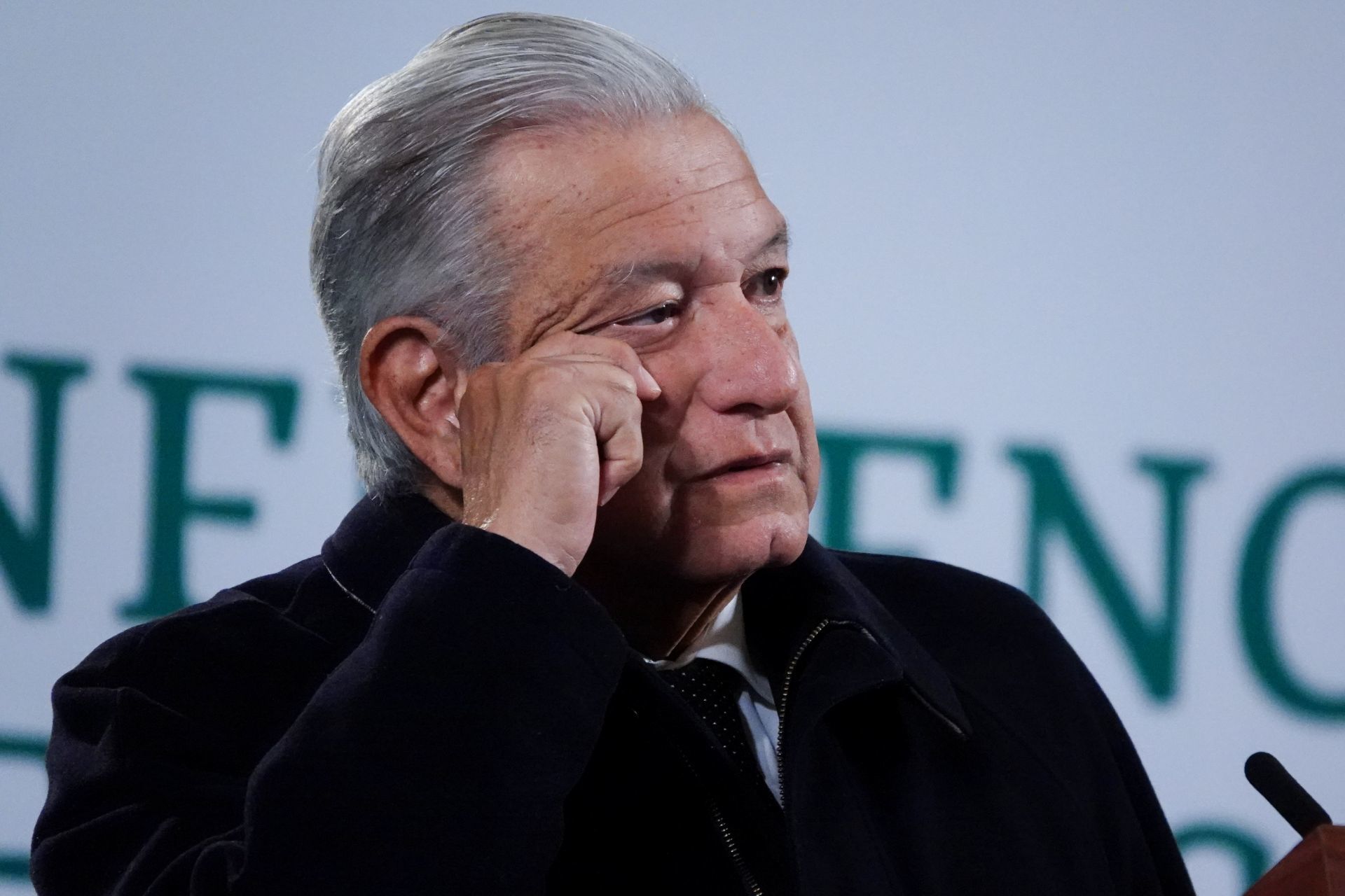 ¿Tardó años en titularse y tenía bajo promedio? Esto dijo AMLO de su ...