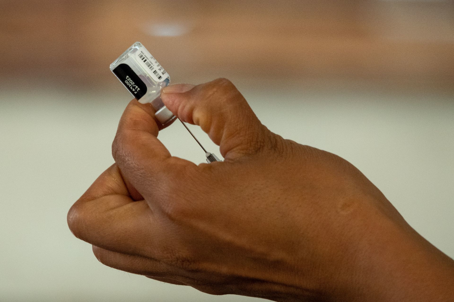 Farmacéuticas recomiendan aplicar tercera dosis en México, esto dice la OMS | Quinto Poder