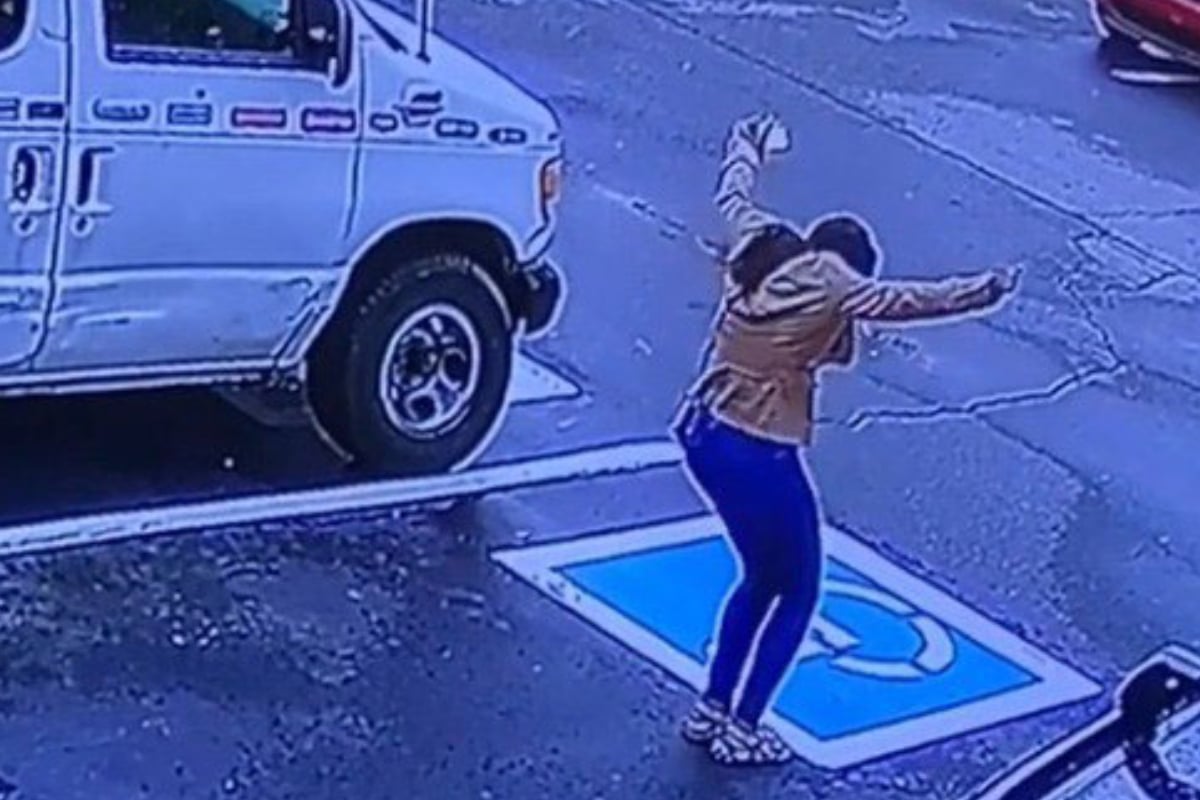 VIDEO | Captan a mujer bailando de felicidad tras conseguir empleo y se ...