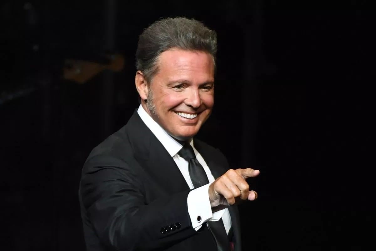 ¡ha Vuelto Luis Miguel Anuncia Gira Para 2023 Esto Sabemos Sobre Su